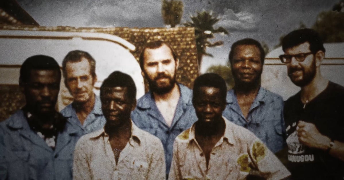 These virus hunters are heroes on the frontline | Bill Gates